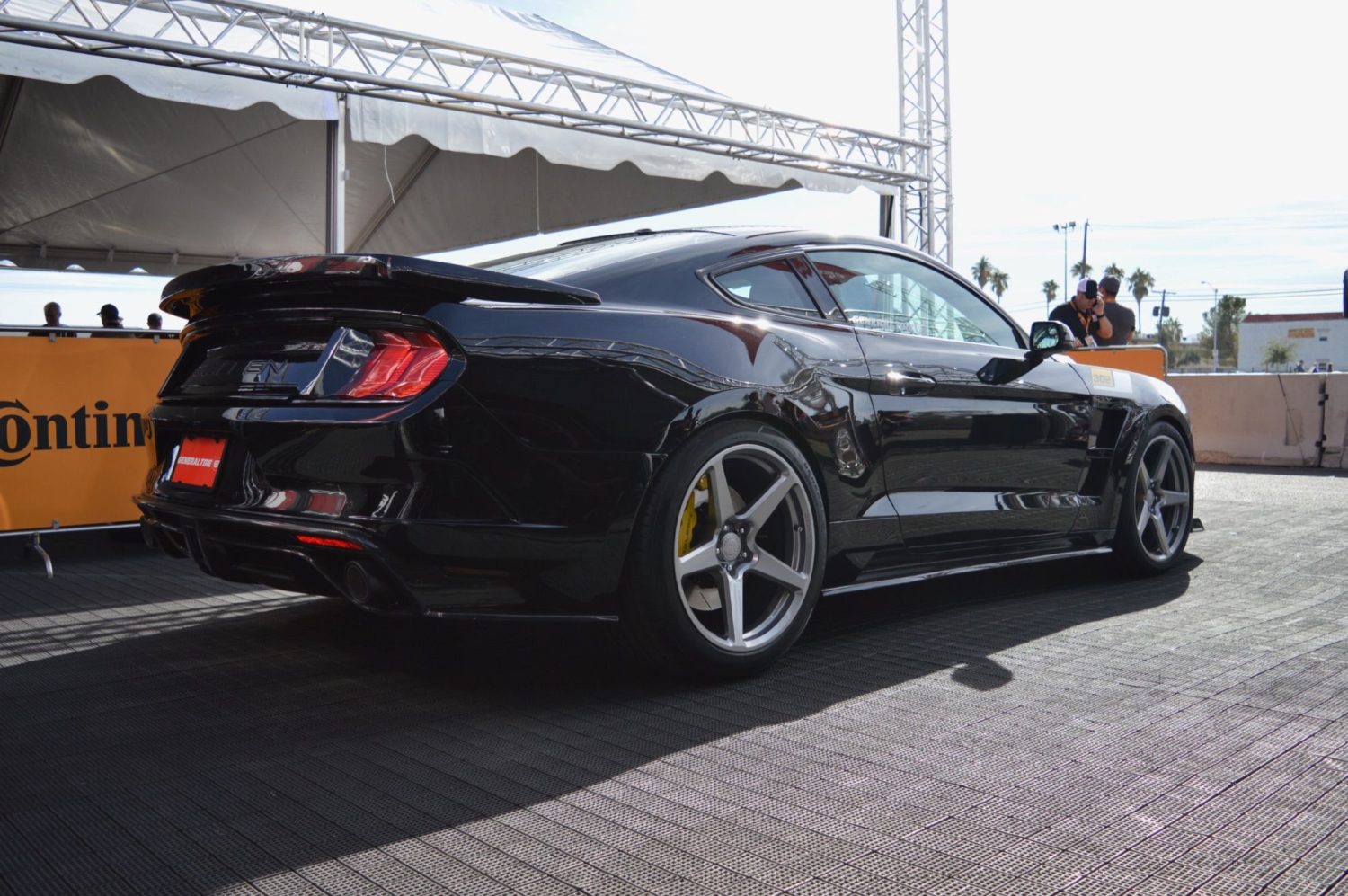 Ford Mustang S550 Black Forgeline CF1 Open Lug | Wheel Front