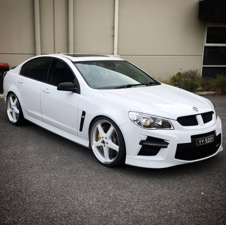 Holden HSV Commodore VF GTS White Walky Walky | Wheel Front