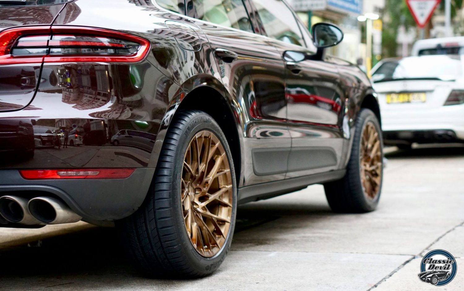 Porsche Macan Purple 305 Forged UF117 | Wheel Front