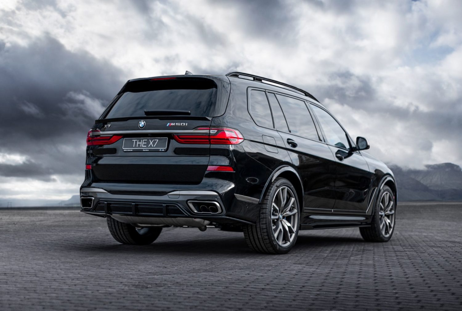 BMW X7 G07 Black Premier Edition CS5-F