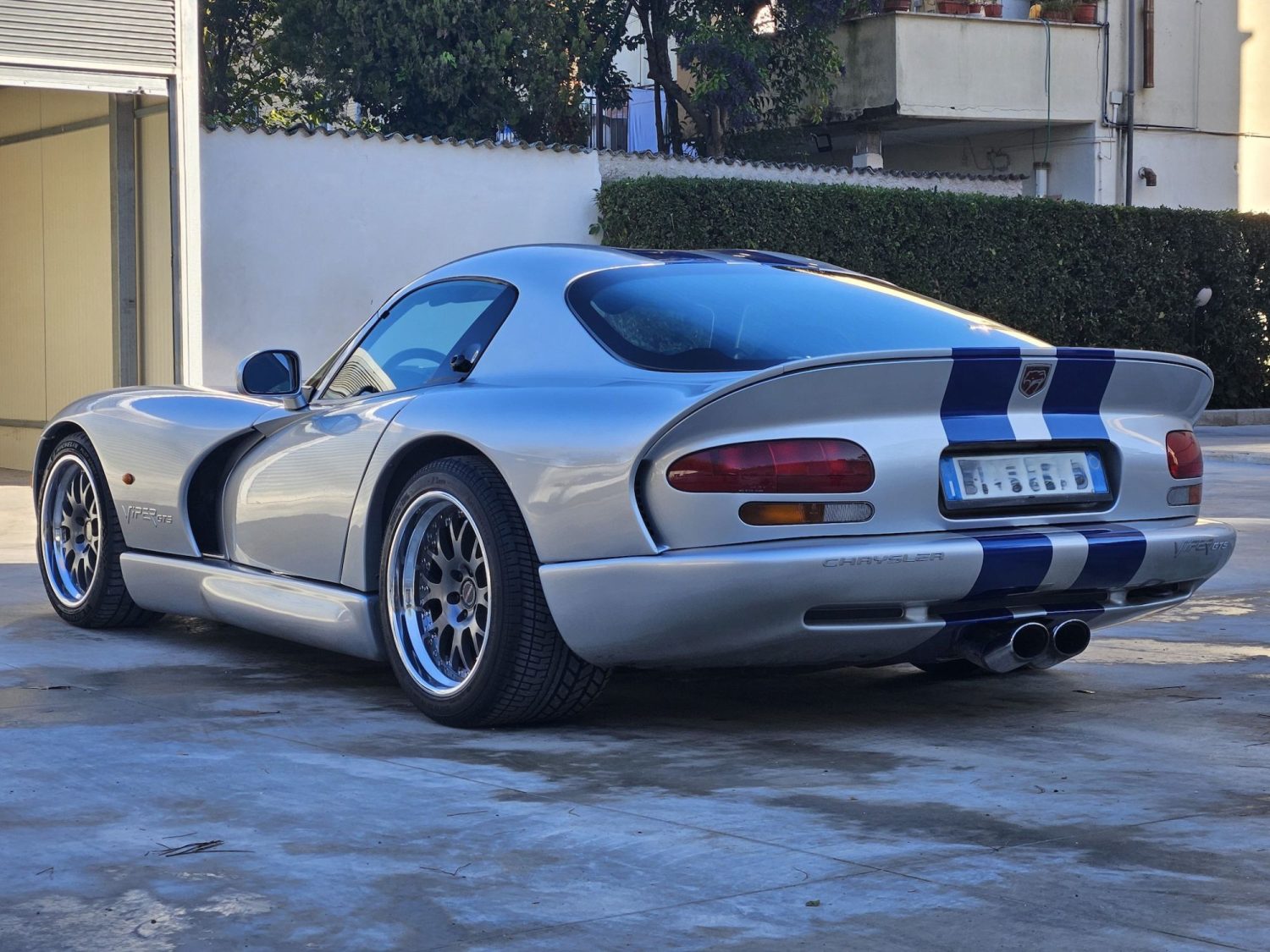 Dodge Viper Silver With Forgeline WC3 Wheel