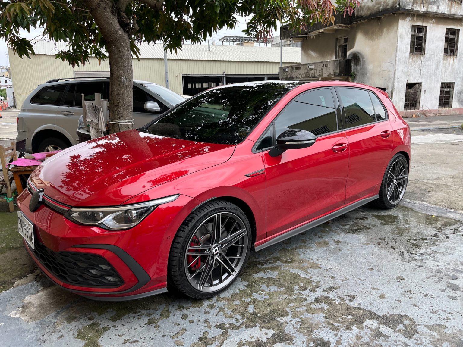 Volkswagen Golf GTI Mk8 Red Klassen iD F53R | Wheel Front