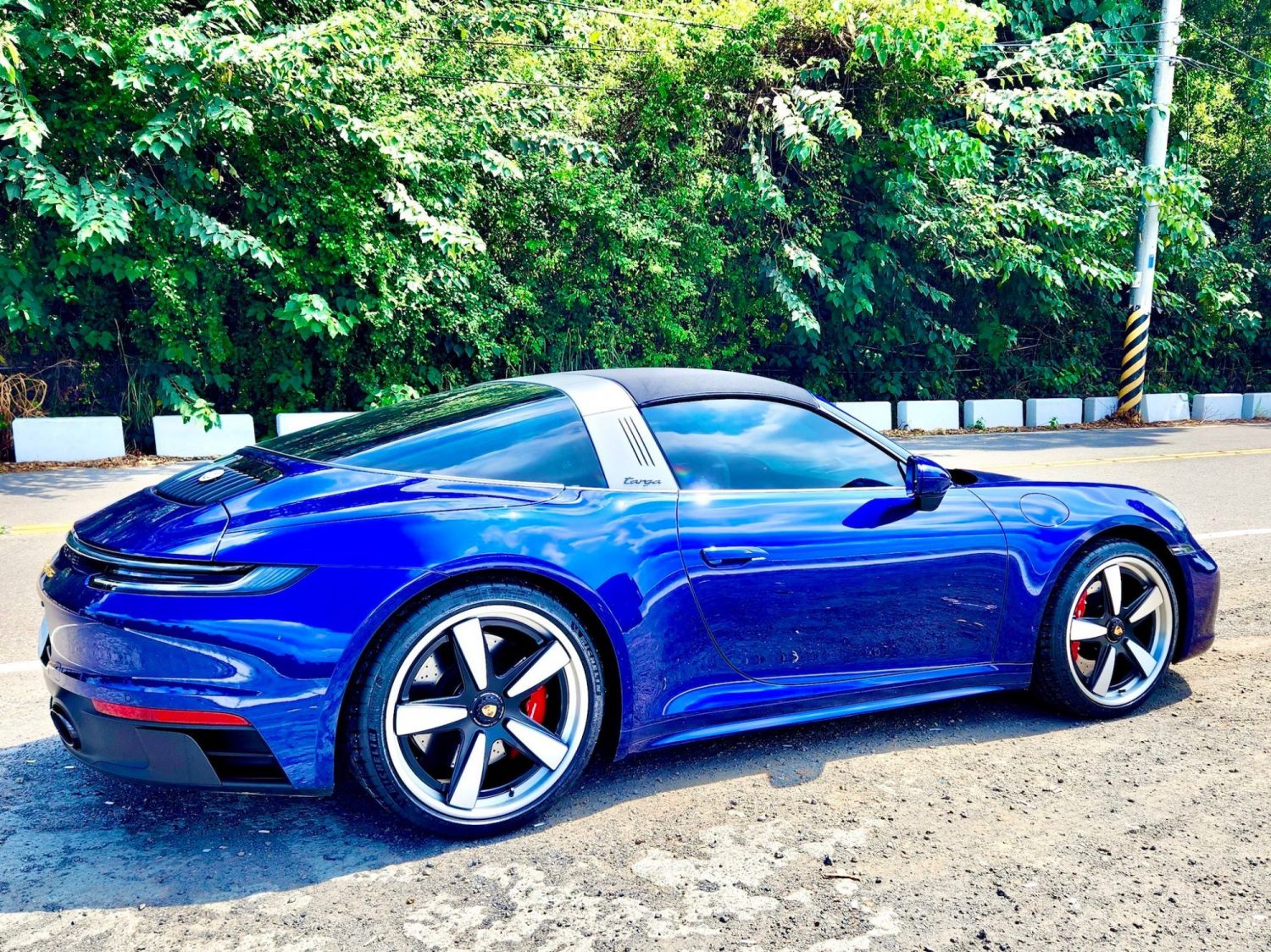 Porsche 911 Carrera 992 Blue Forgeline FU3C | Wheel Front