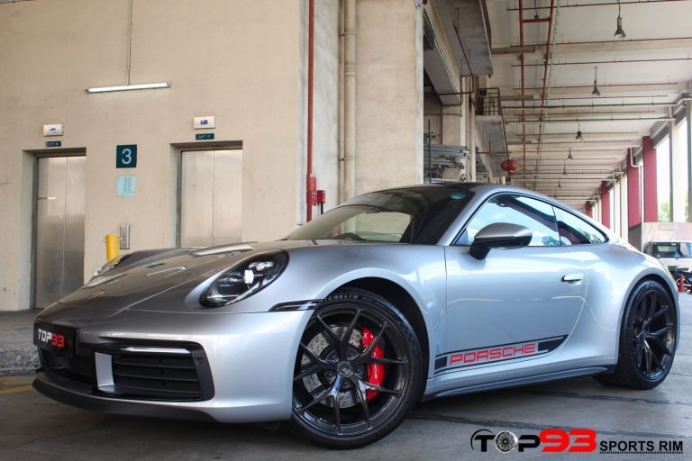 Porsche 911 Carrera 992 Silver BC Forged RZ21 | Wheel Front