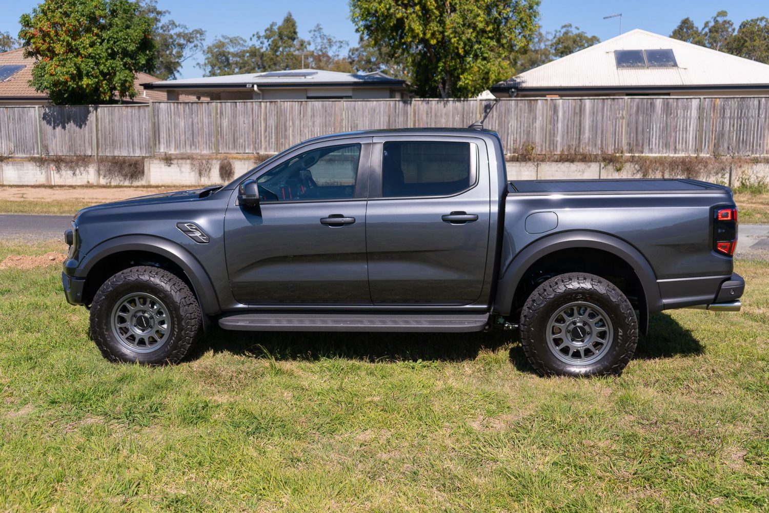 Ford Ranger Raptor Next-Gen Grey Method 703 | Wheel Front