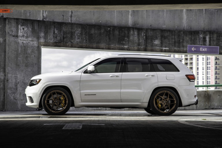 Jeep Grand Cherokee Trackhawk White ANRKY S1-X4 | Wheel Front