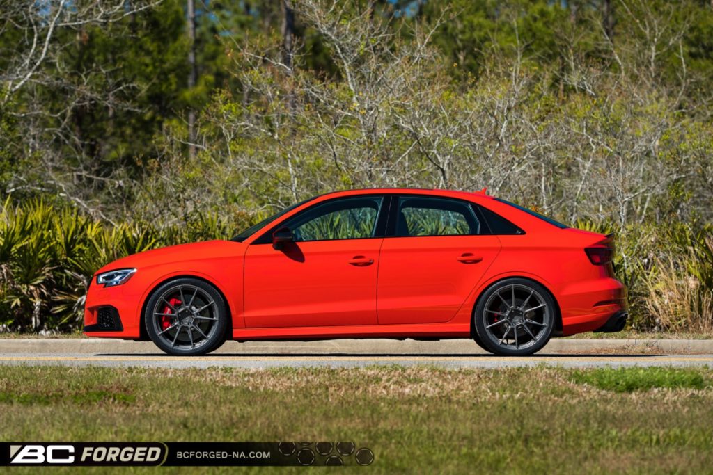 Audi RS3 8V Sedan Red BC Forged EH182 | Wheel Front