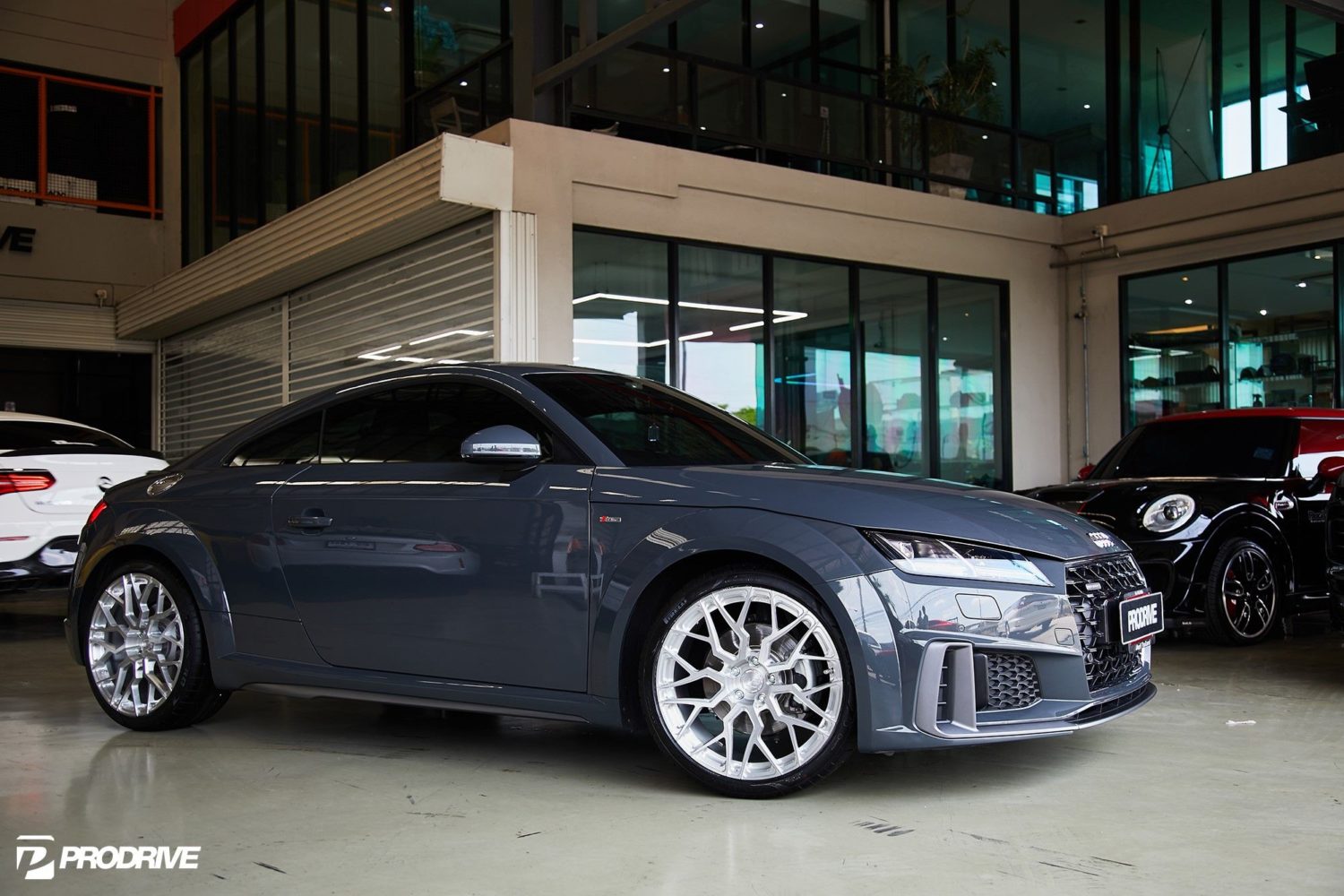 Audi TT 8S Grey BC Forged EH176 | Wheel Front