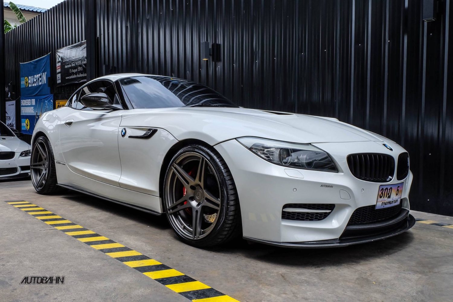 BMW Z4 E89 White BC Forged HB09 | Wheel Front