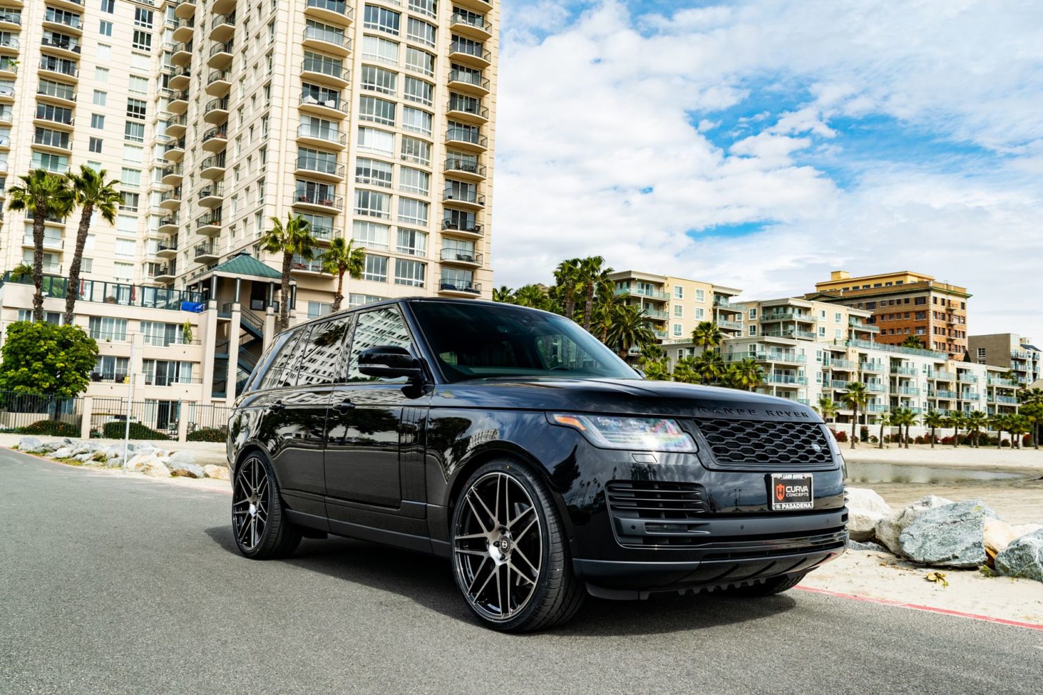 Land Rover Range Rover Black Curva C300 | Wheel Front