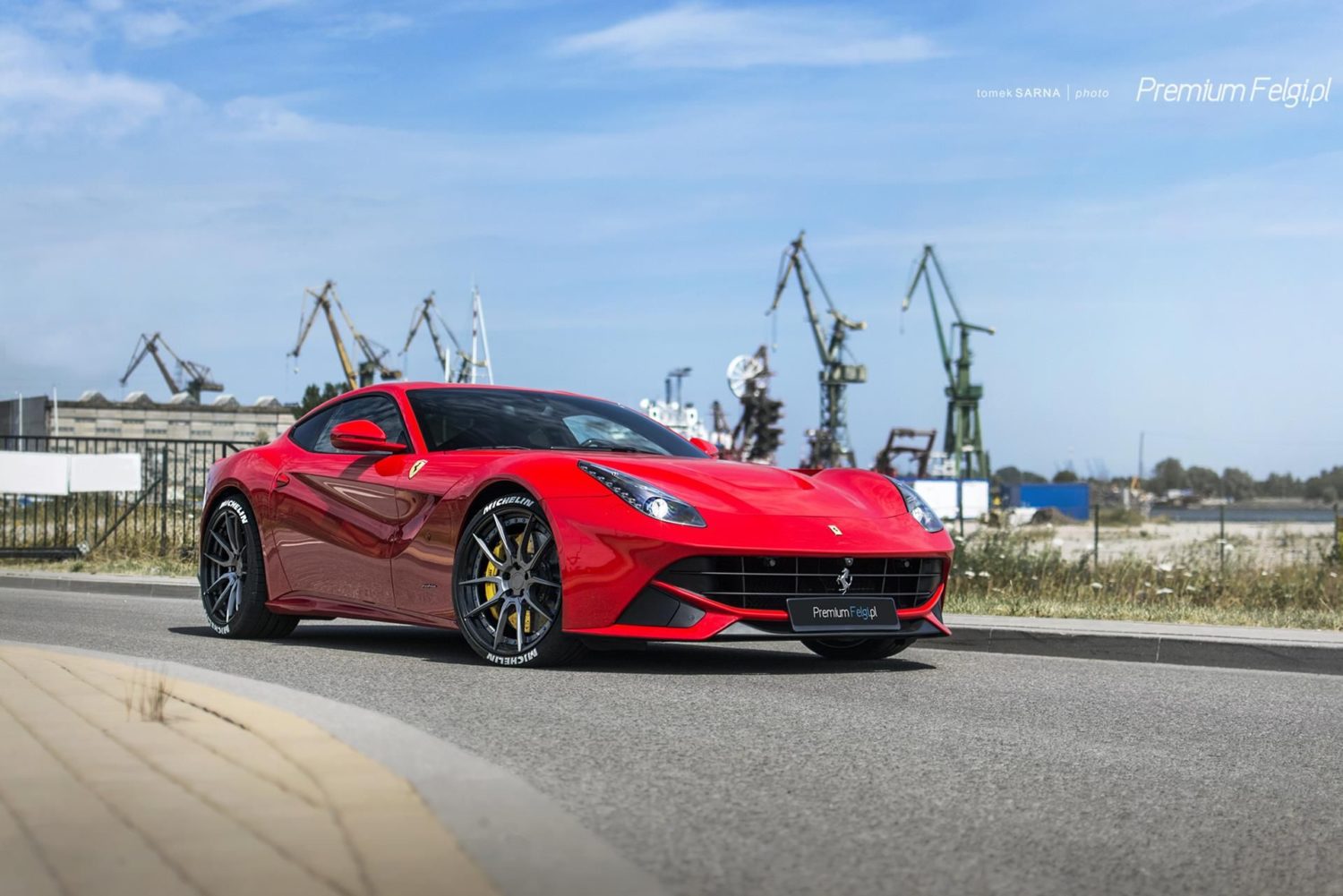 Ferrari F12 Red BC Forged HCA162S | Wheel Front