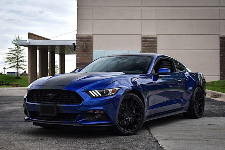 Ford Mustang S550 Blue TSW Sebring | Wheel Front