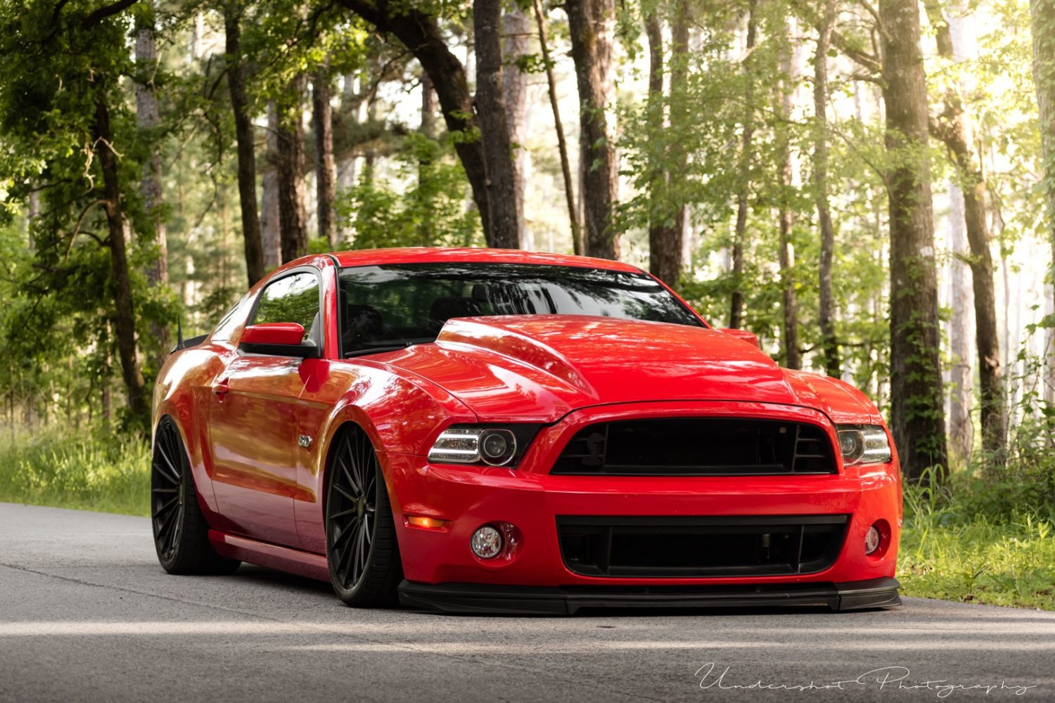 Ford Mustang S197 Red Varro VD09 | Wheel Front
