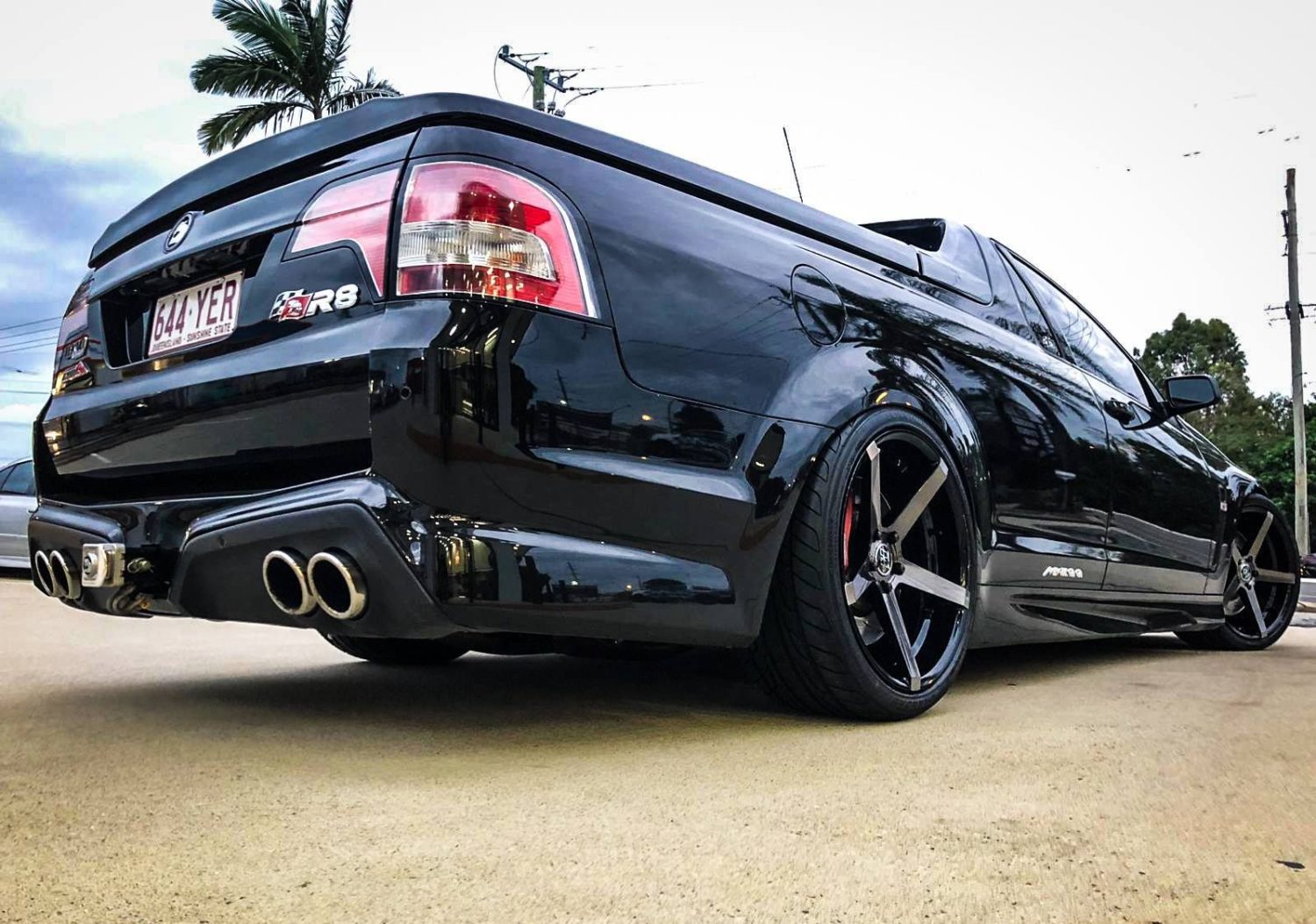 Holden HSV Commodore VF Maloo R8 LSA Black Hussla Zane 651 | Wheel Front