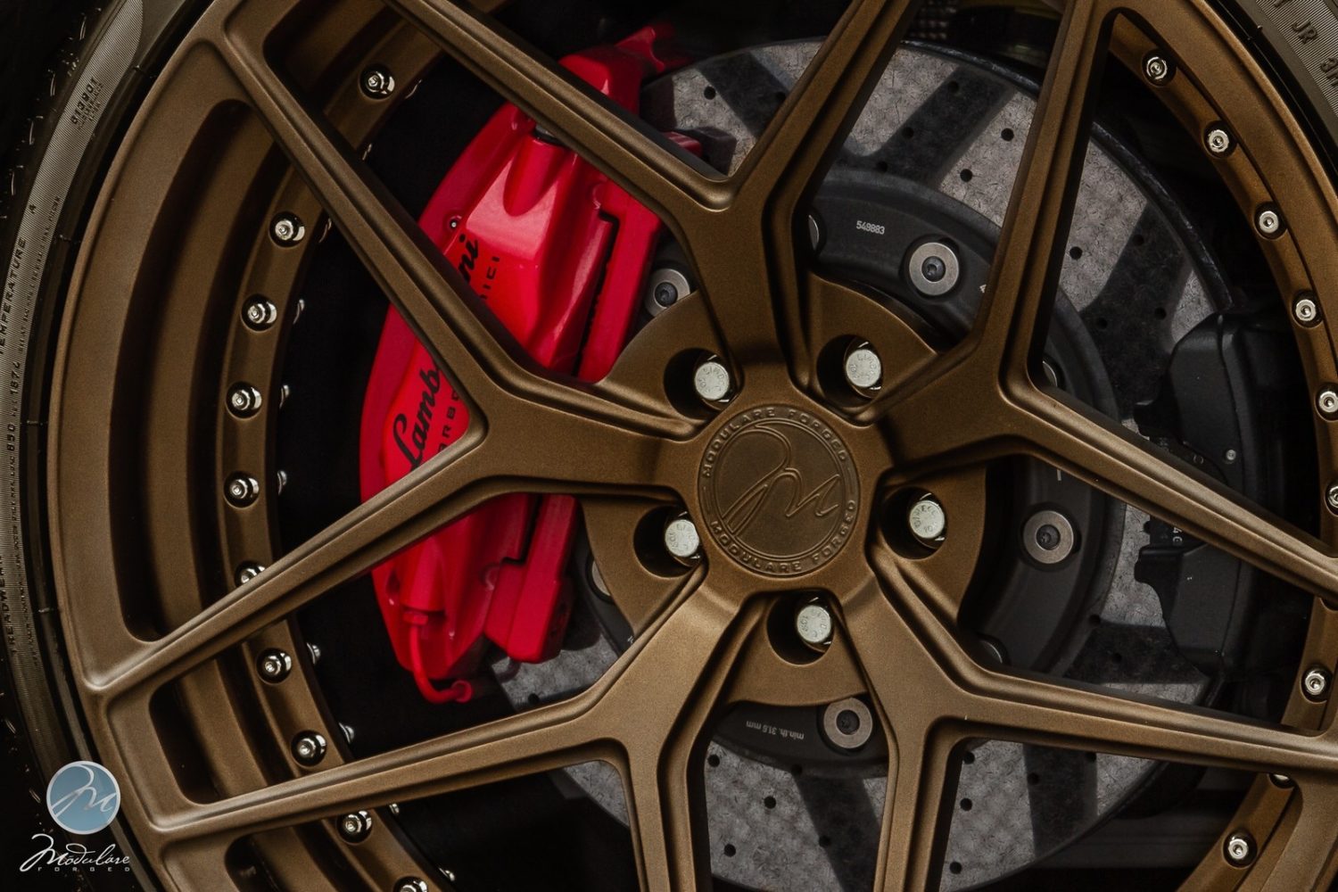 Lamborghini Huracan White Modulare D32 | Wheel Front