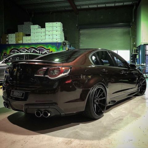HSV Commodore VF Clubsport R8 Purple Ferrada FR4 | Wheel Front