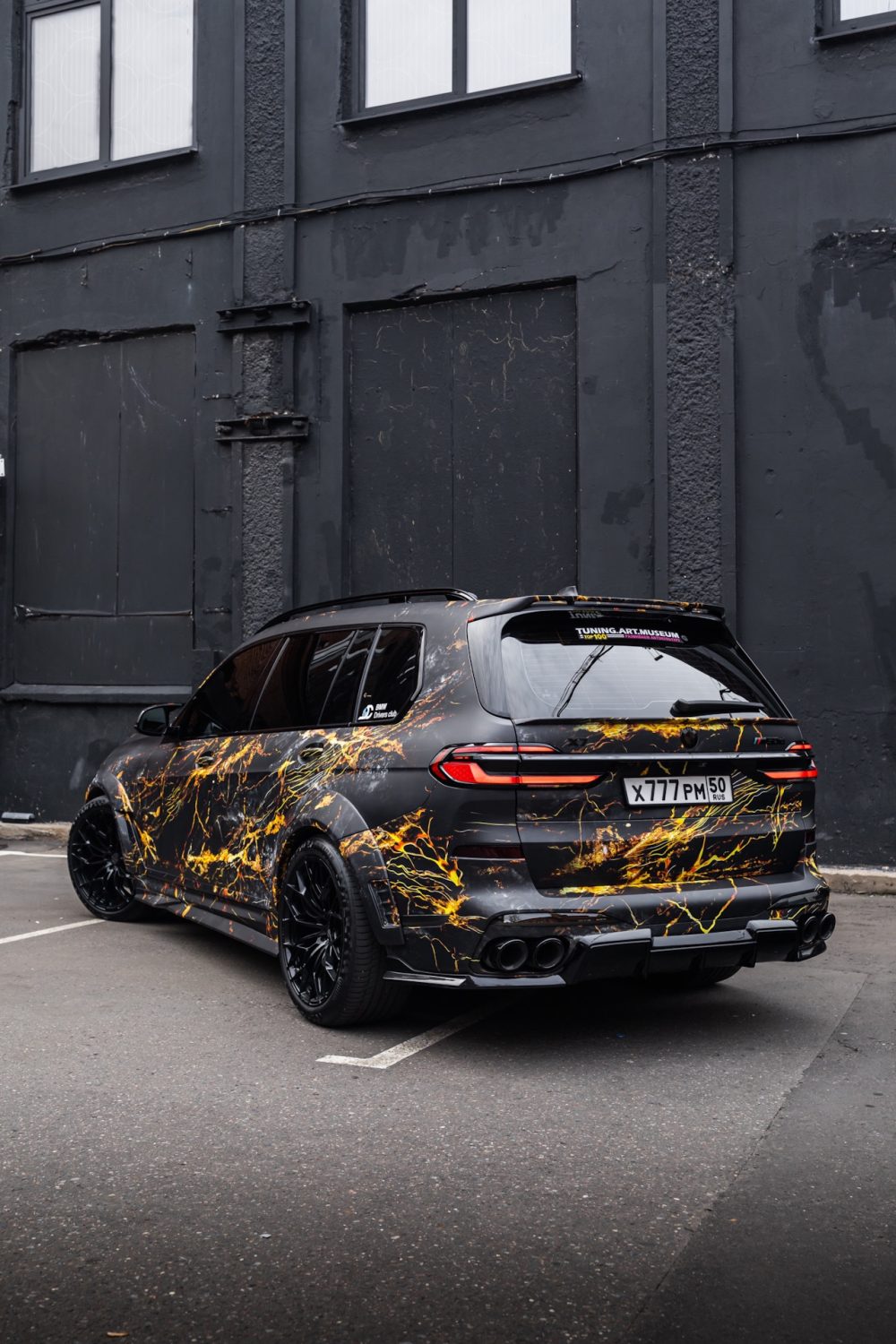 BMW X7 G07 Black With Rusch BLV-X Wheel | Wheel Front
