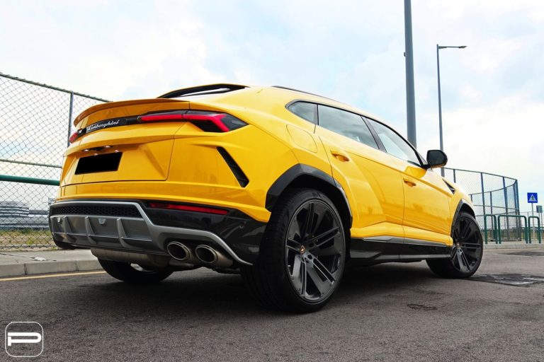 Lamborghini Urus Yellow with PUR RS39 Aftermarket Wheels | Wheel Front