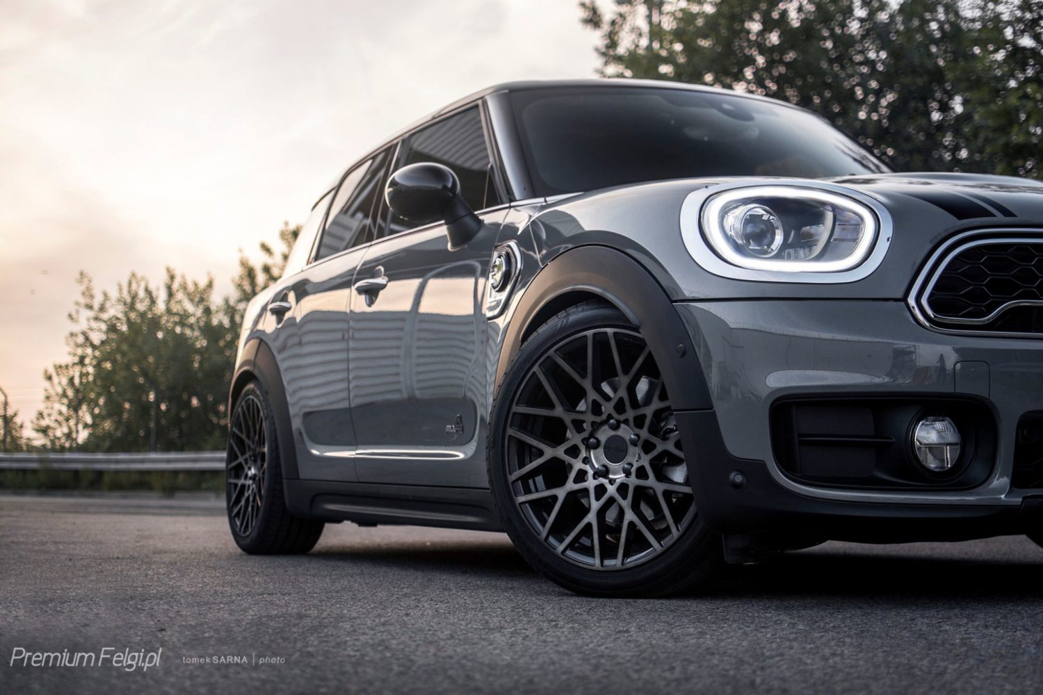 Mini Cooper Countryman Grey with Rotiform BLQ Aftermarket Wheels ...