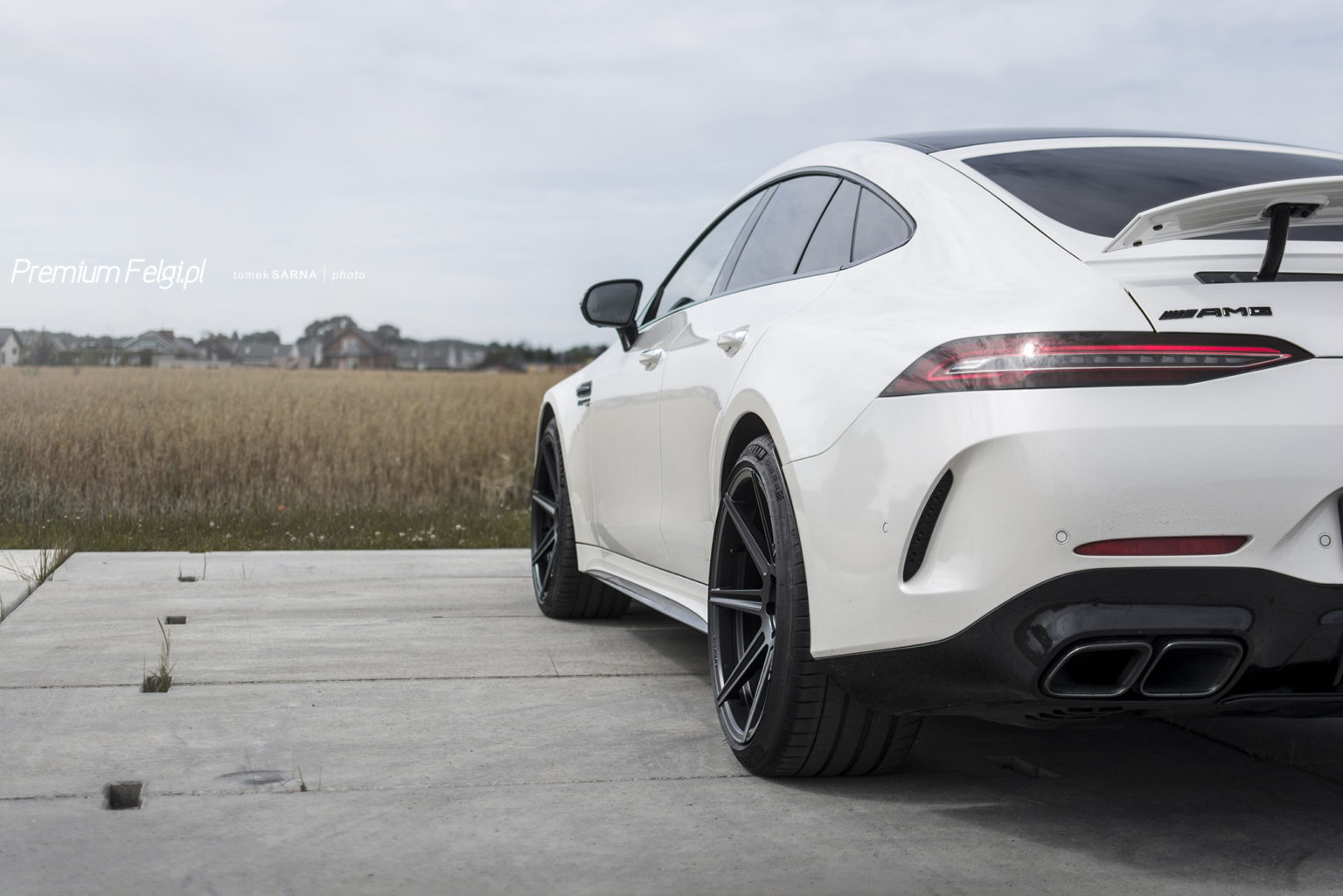 Mercedes-Benz AMG GT63s 4-Door White Ferrada F8-FR7 | Wheel Front