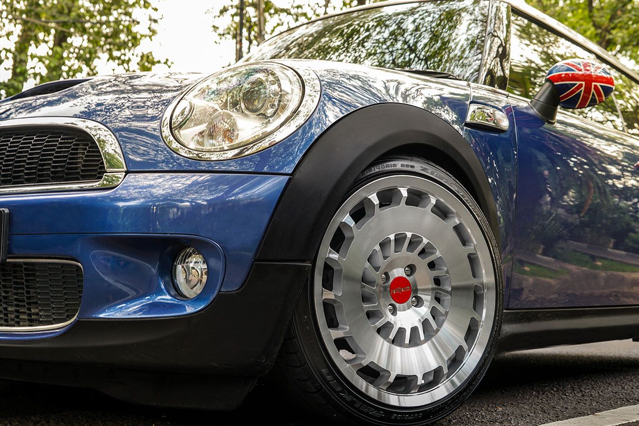 Mini Cooper Countryman R55 Blue Rotiform CCV | Wheel Front