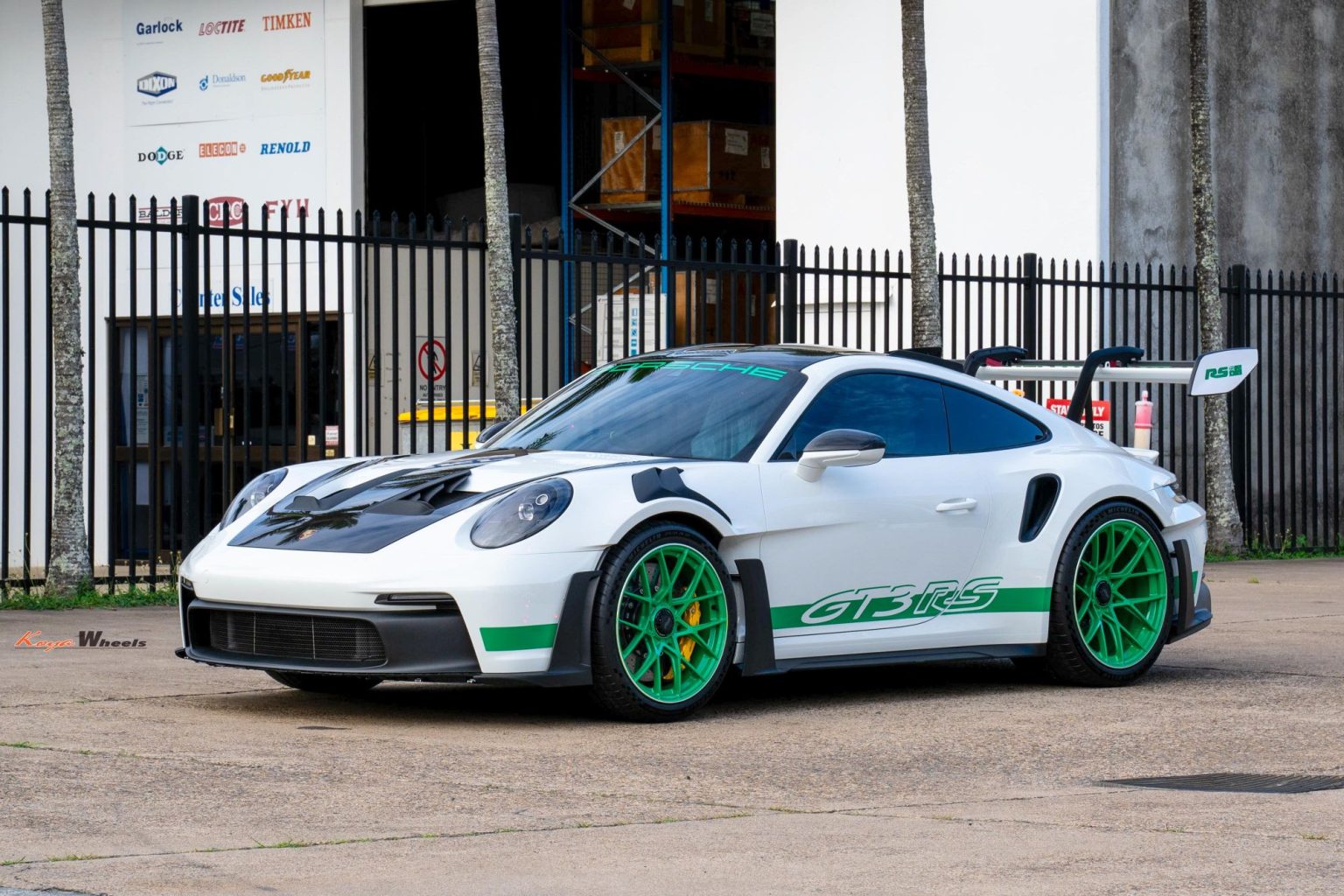 Porsche 911 GT3 RS 992 White Koya PR02 | Wheel Front