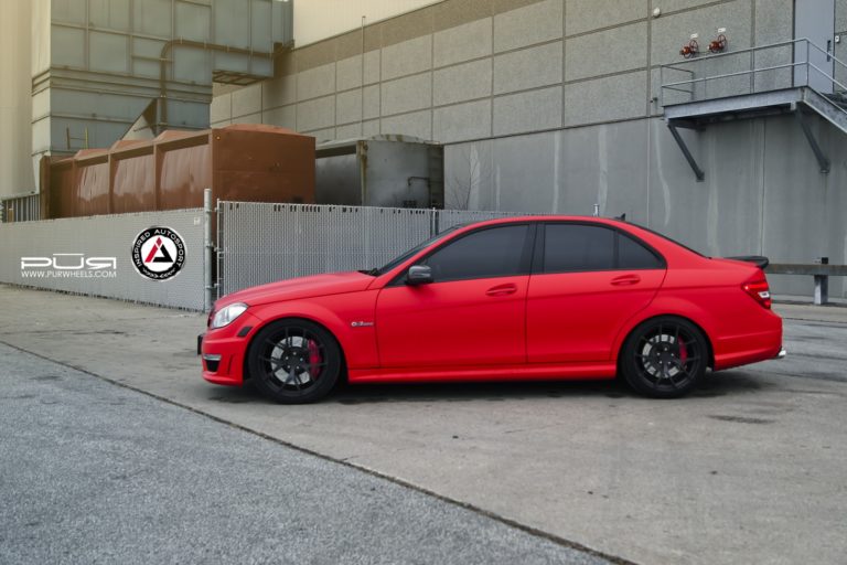 Mercedes-Benz C63 W204 Red PUR 4OUR | Wheel Front