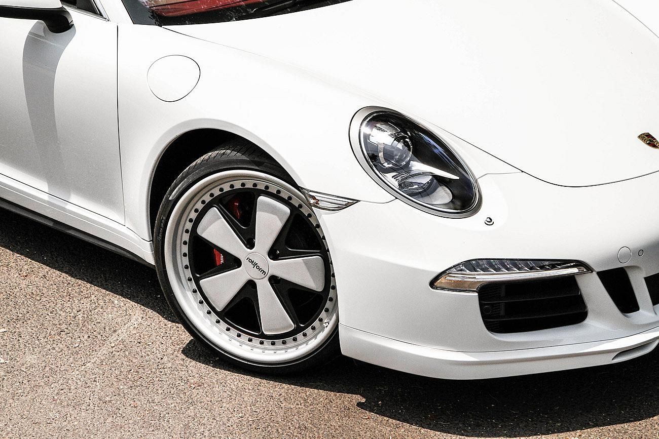 Porsche 911 Carrera 4S 991 White Rotiform FUC | Wheel Front