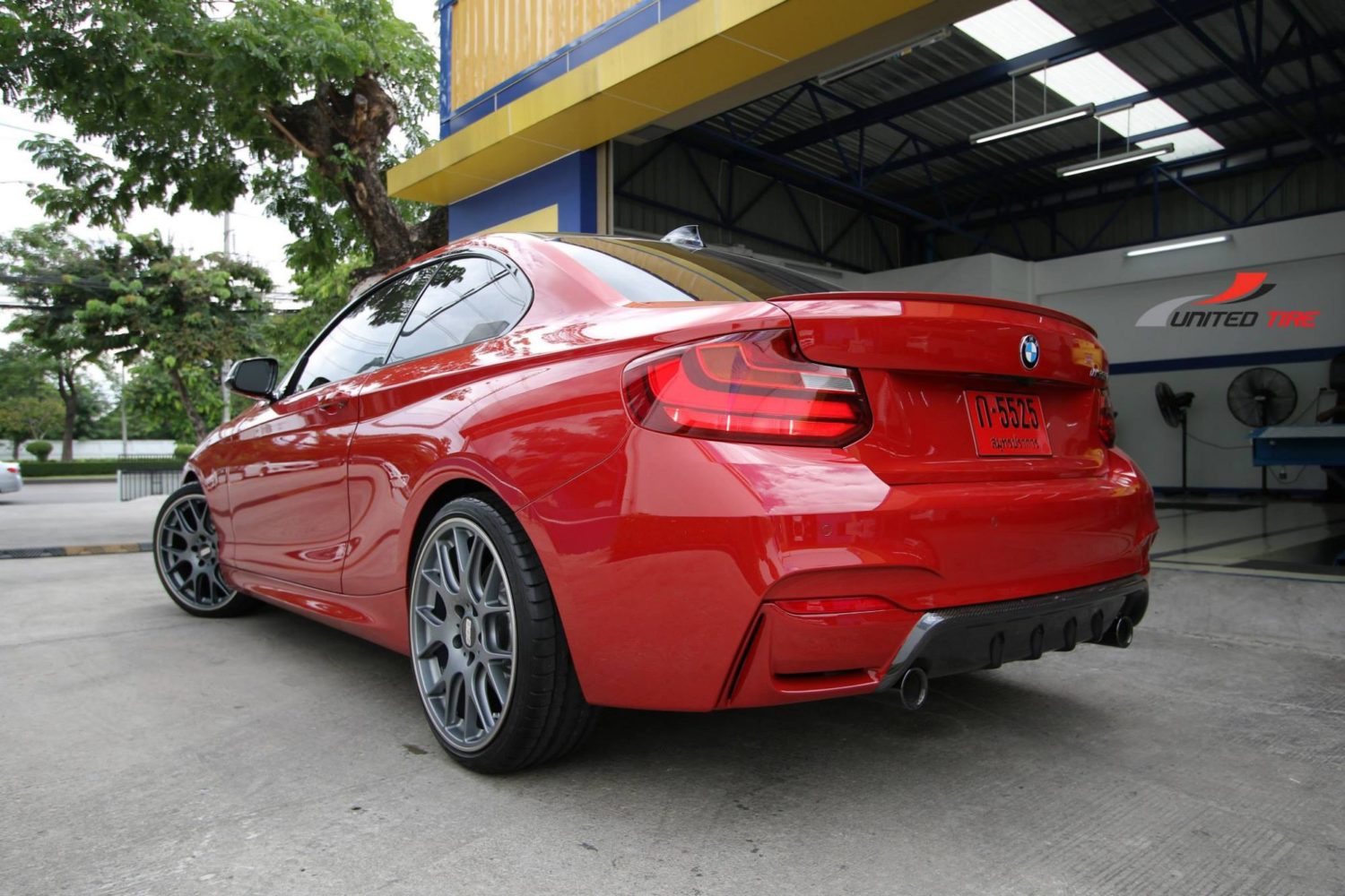 BMW 2 series M235i F22 Red BBS CH-R | Wheel Front