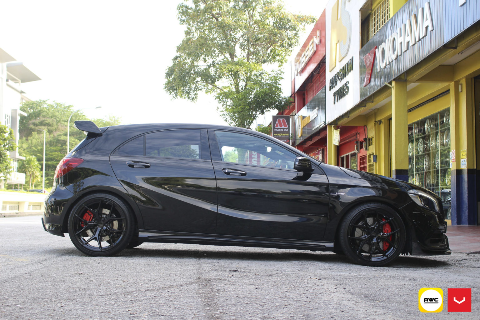 Mercedes-Benz A45 AMG W176 Black Vossen HF-5 | Wheel Front