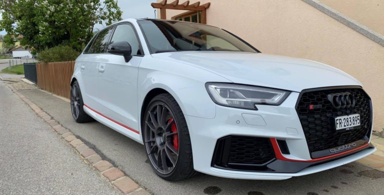 Audi RS3 8V Hatch White OZ Ultraleggera HLT | Wheel Front