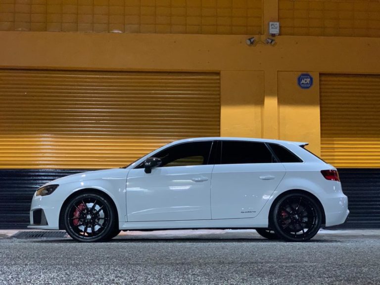 Audi RS3 8V Hatch White OZ Leggera HLT | Wheel Front