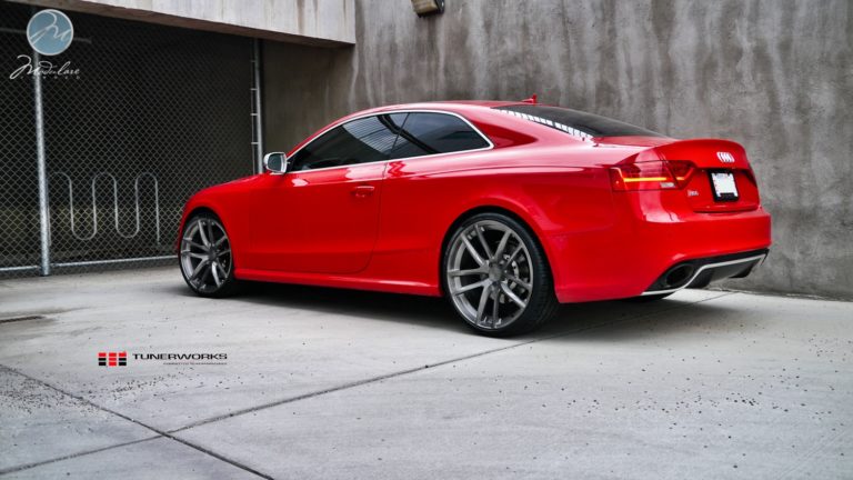 Audi RS5 B8 Red Modulare B30 | Wheel Front