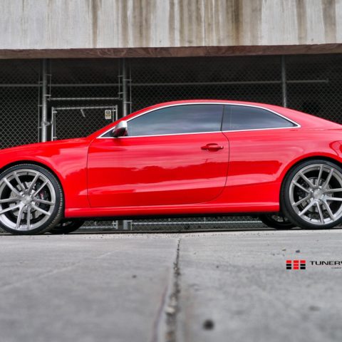 Audi RS5 B8 Red Modulare B30 | Wheel Front