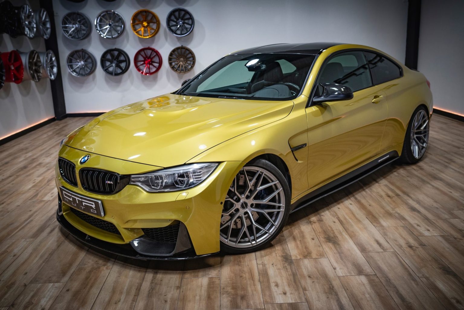BMW M4 F82 Austin Yellow Brixton Forged CM10 Wheel | Wheel Front