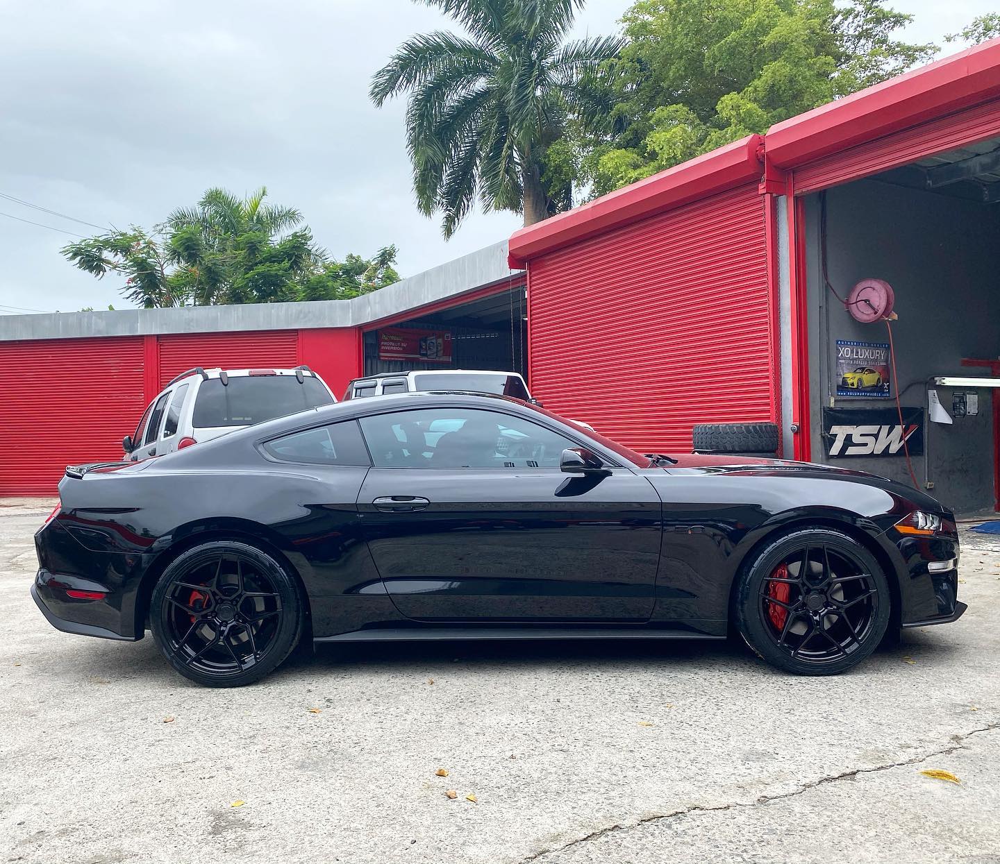 Ford Mustang GT S550 Black Rohana RFX11