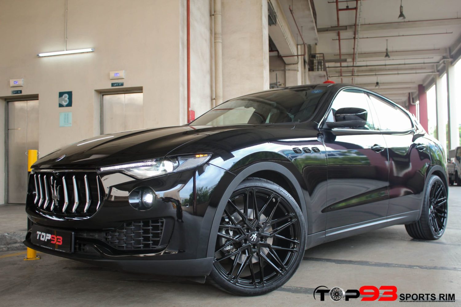 Maserati Levante Black BC Forged EH186 | Wheel Front