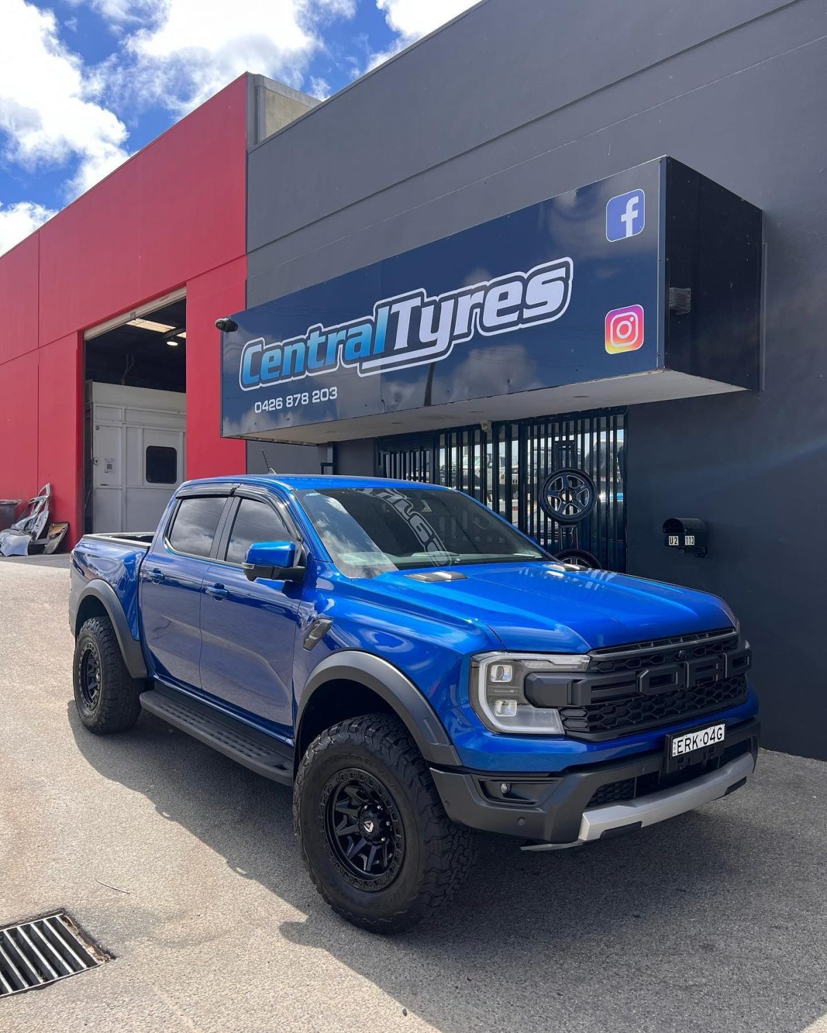 Ford Ranger Raptor Next-Gen Blue Fuel Off-Road Covert D694 | Wheel Front
