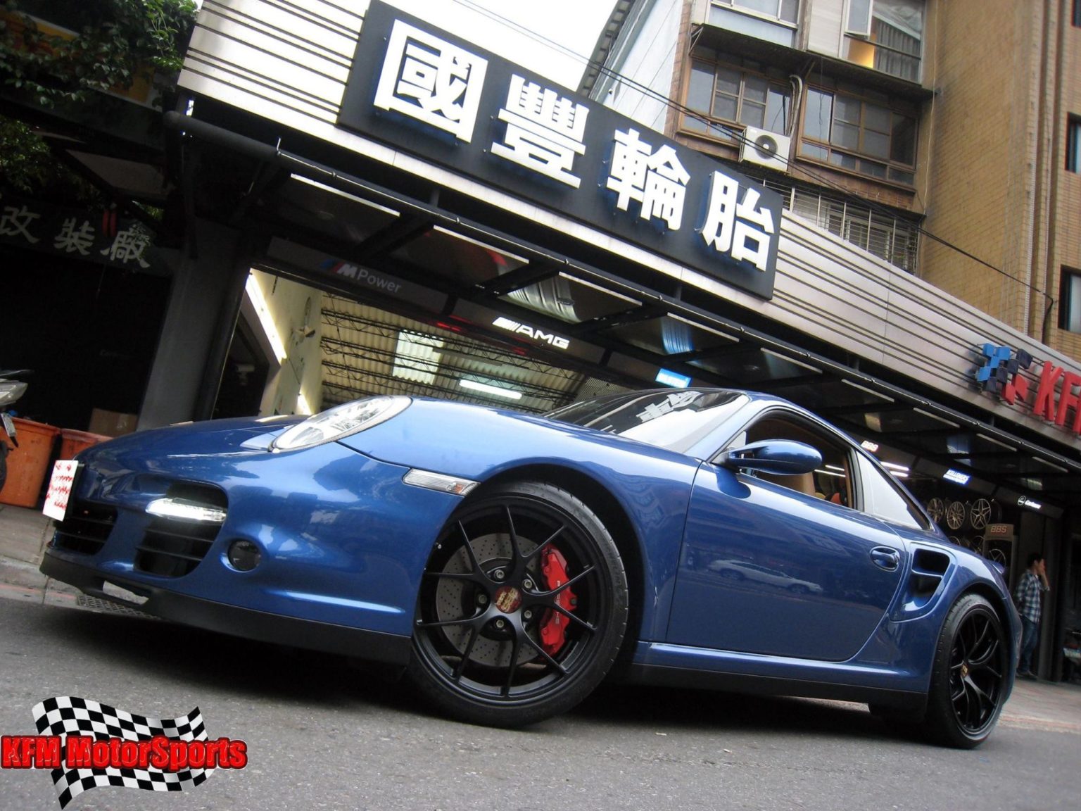 Porsche 911 Turbo 997 Blue BBS RI-D | Wheel Front