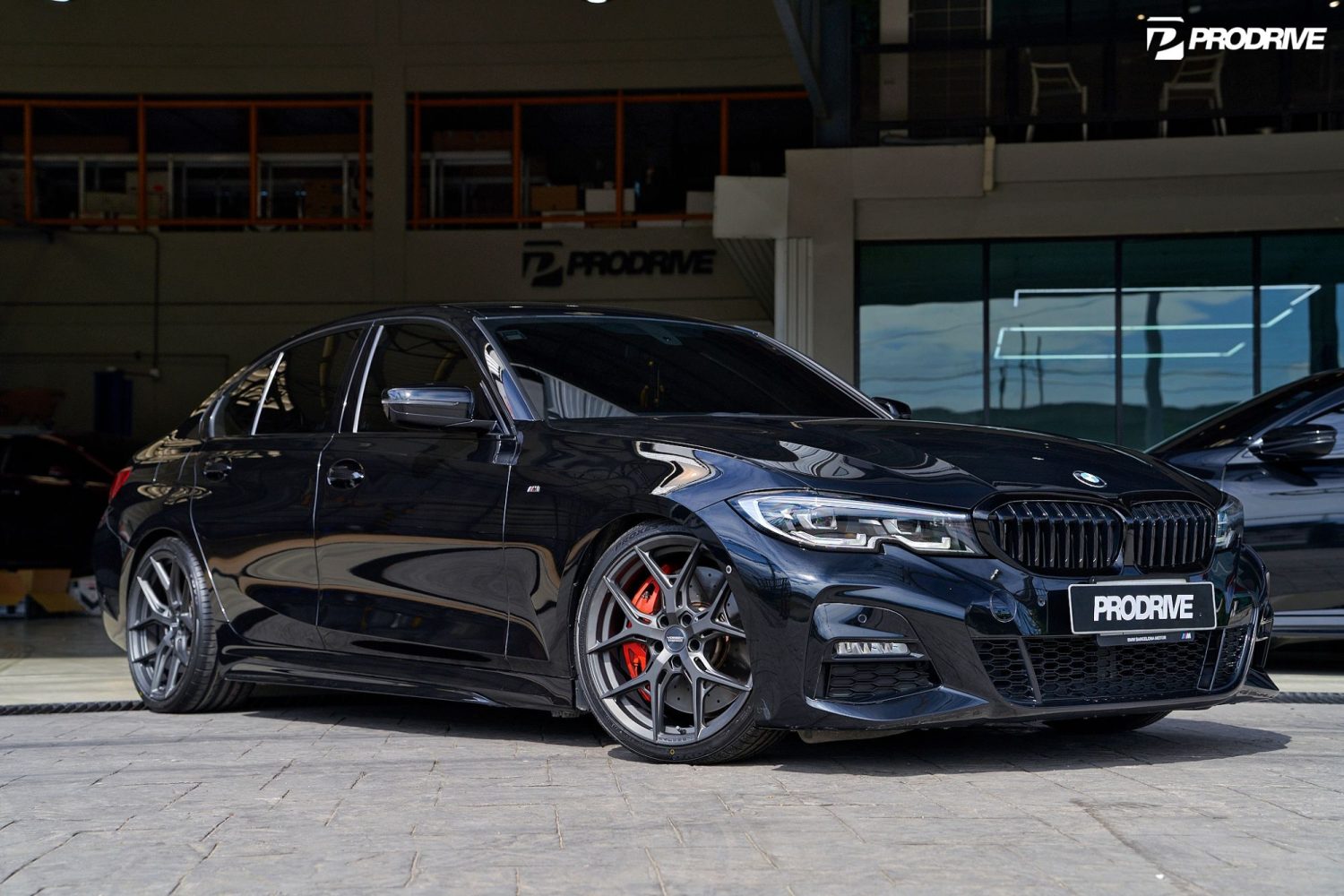 BMW 330i G20 Black Vossen HF-5 | Wheel Front