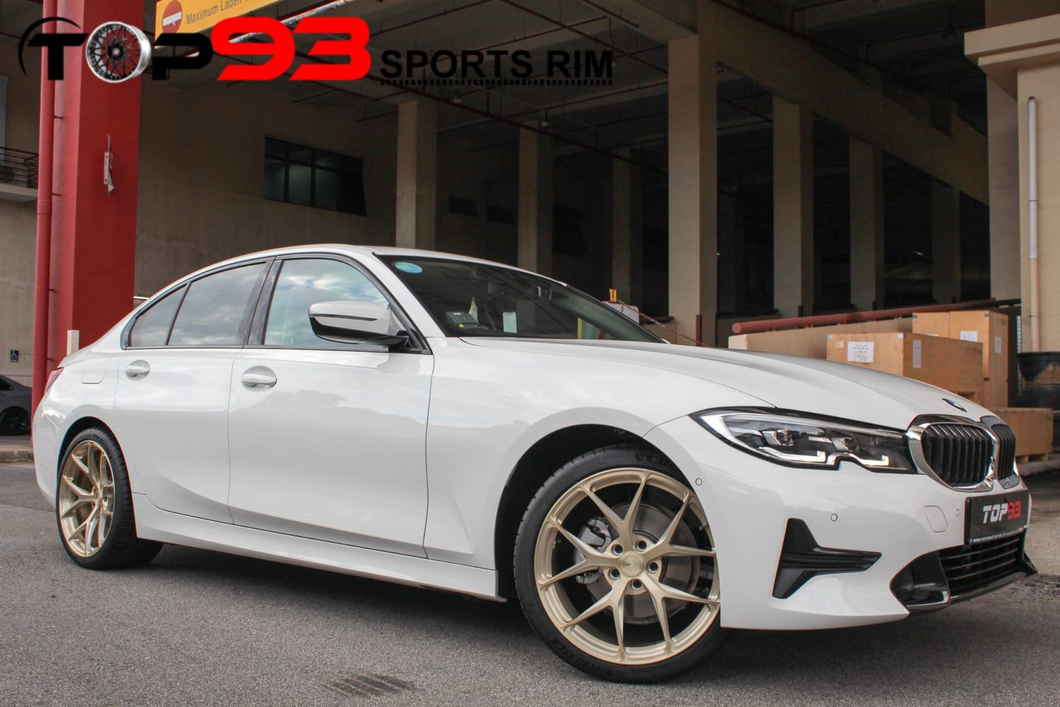 BMW 330i G20 White with Gold BC Forged RZ21 | Wheel Front