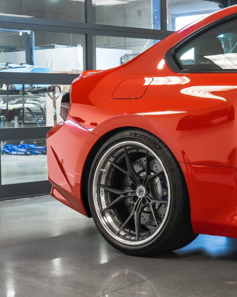 BMW M2 G87 Red Vorsteiner VMP-305 | Wheel Front