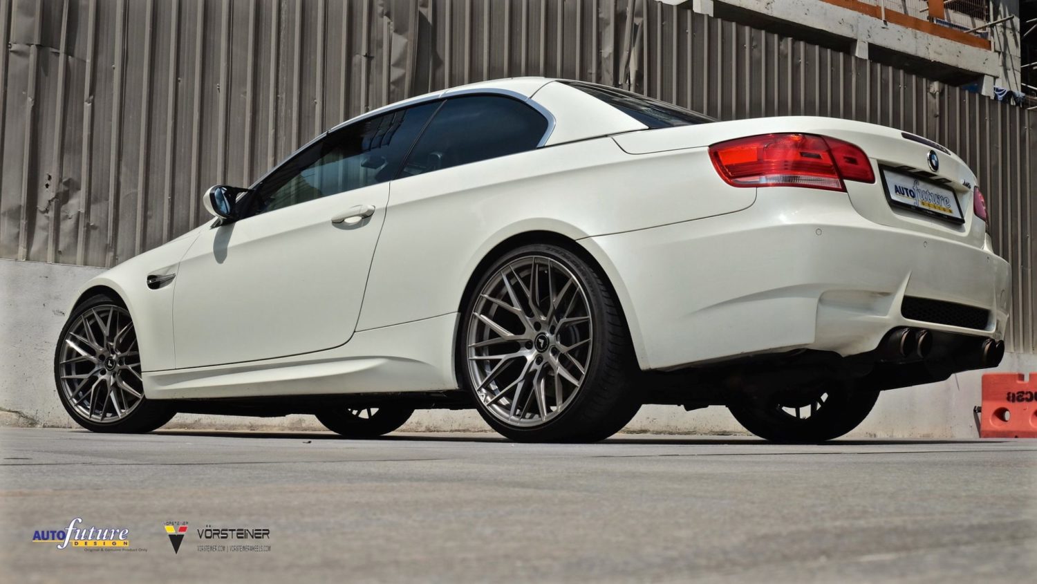BMW M3 E93 White with Vorsteiner V-FF 107 Aftermarket Wheels | Wheel Front