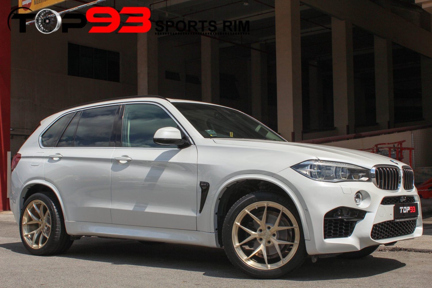 BMW X5 F15 White with Gold BC Forged RZ21 | Wheel Front