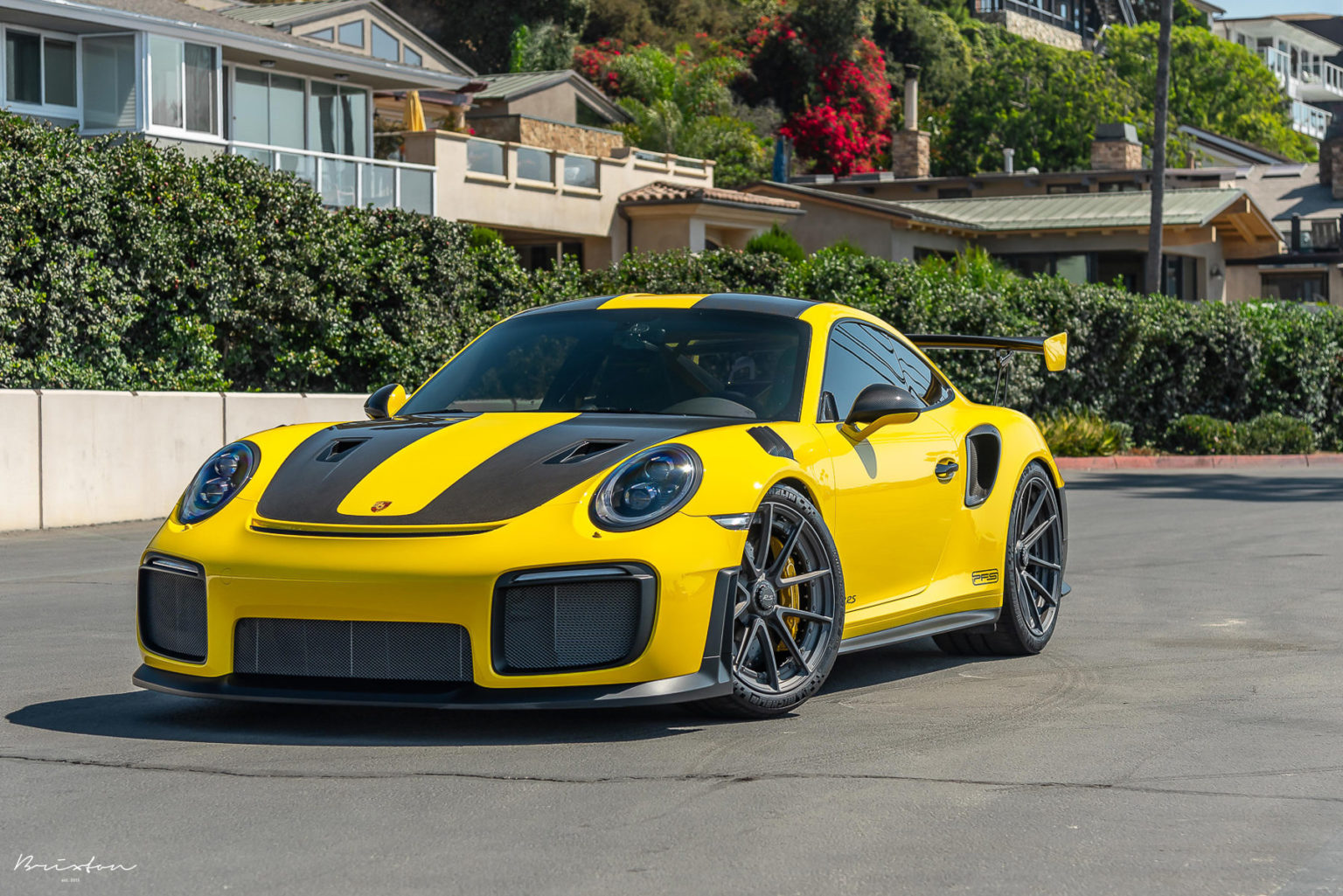 Porsche 911 GT2 RS 991 Yellow Brixton Forged WR3.2 Duo | Wheel Front