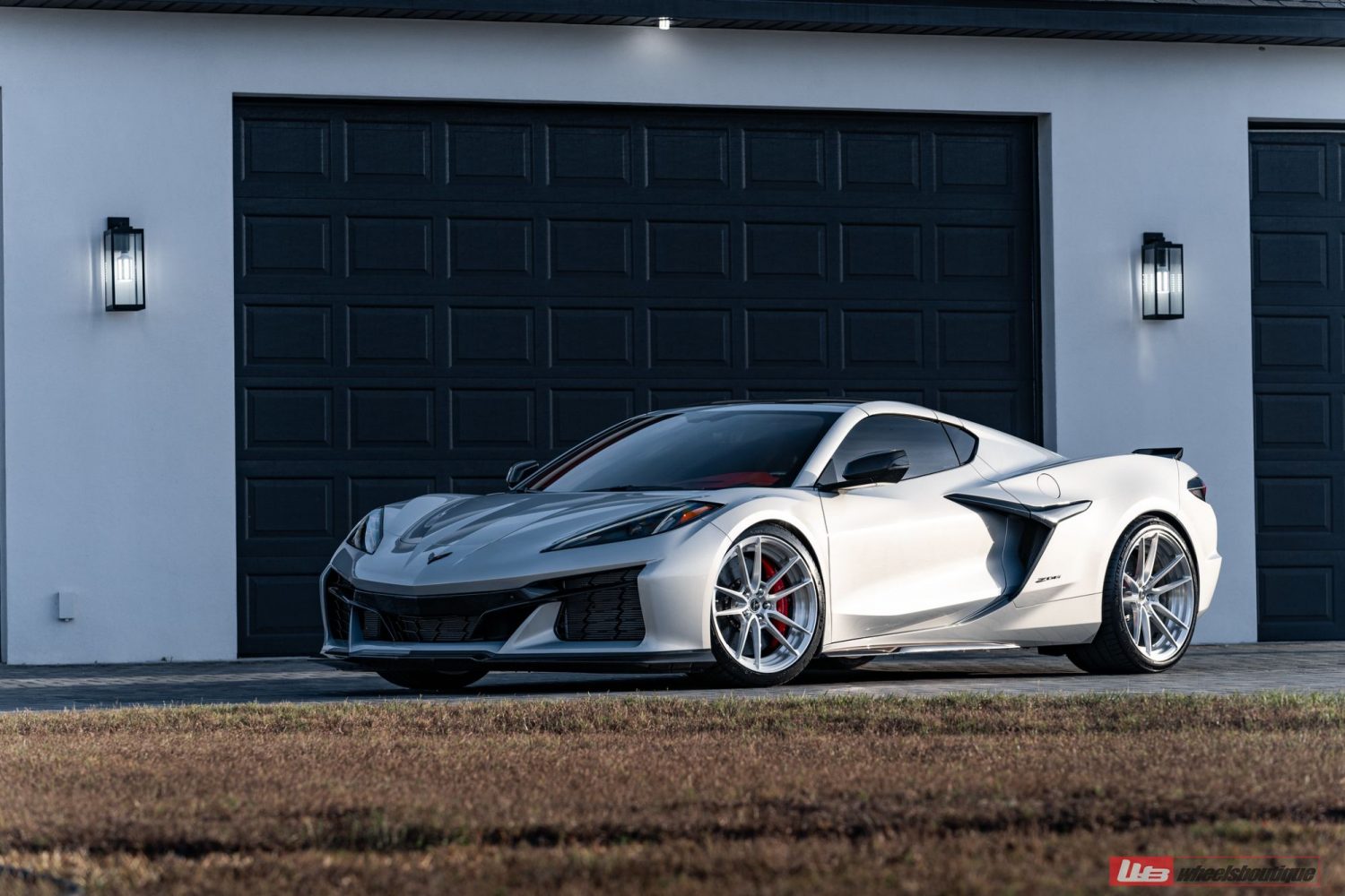 Chevrolet Corvette C8 Z06 Silver ANRKY AN24 | Wheel Front