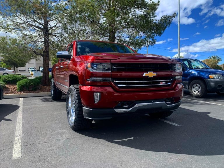 2019 Chevrolet Silverado Red Fuel Off-Road Ignite D721 | Wheel Front