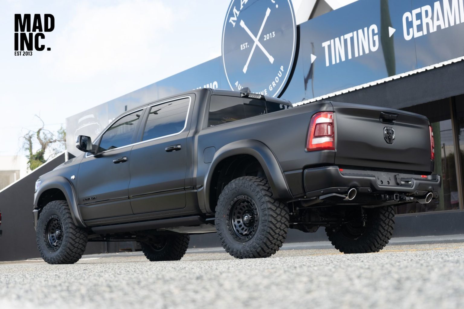 Dodge Ram Black Fuel Off-Road Zephyr D633 | Wheel Front