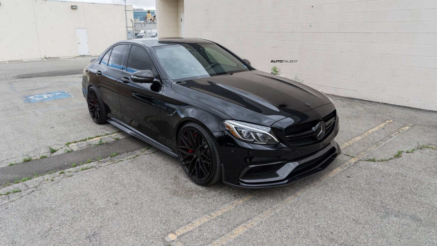 Mercedes-Benz C63 W205 Black Zito ZF01 | Wheel Front