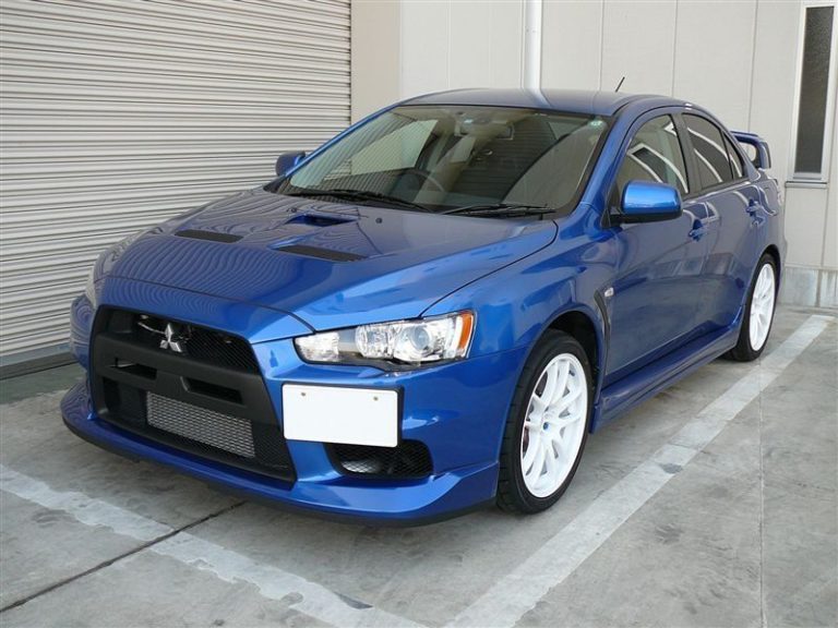 Mitsubishi Evolution X Blue Work Emotion CR Kai | Wheel Front
